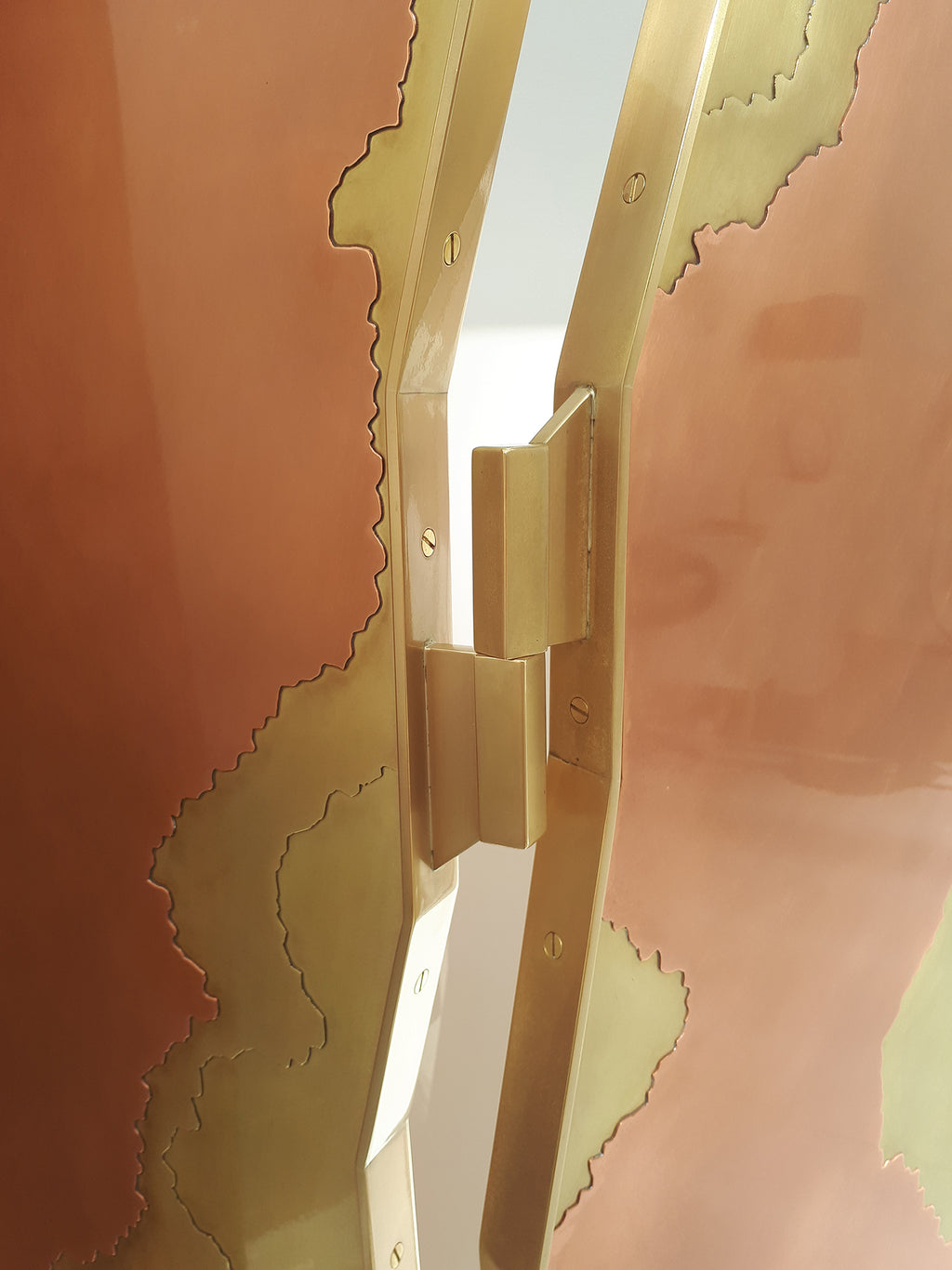 SISMOLOGY SCREEN – FREEMAN GALLERY