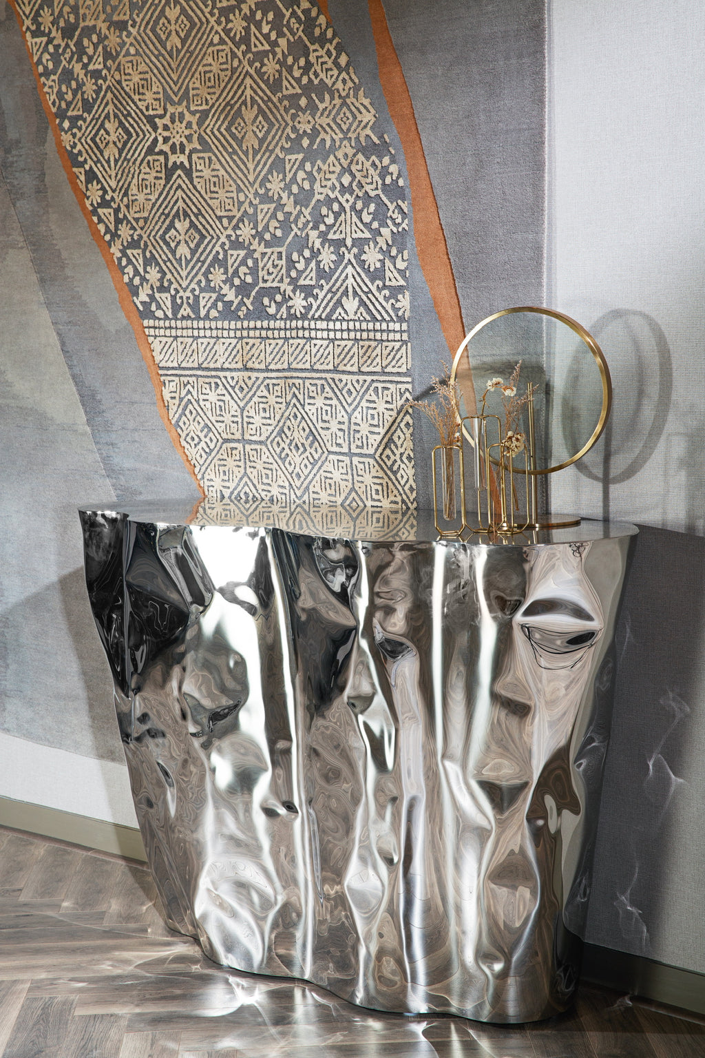 DIAMANTE CONSOLE – FREEMAN GALLERY