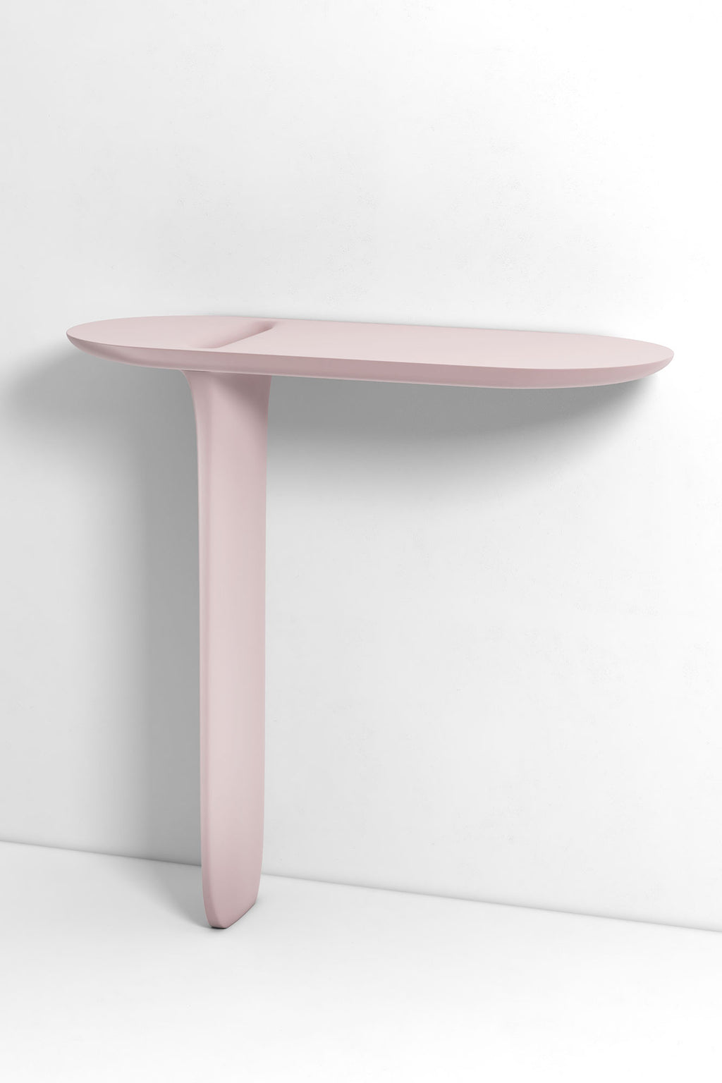 IPSILON GLOSSY CONSOLE – FREEMAN GALLERY