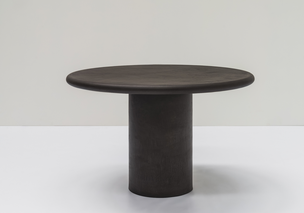 OOL 80/180 ROUND BLACK DINING TABLE – FREEMAN GALLERY
