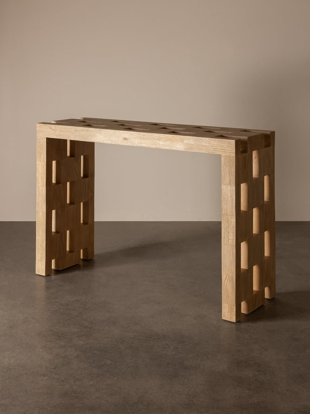VIVI OAK CONSOLE – FREEMAN GALLERY