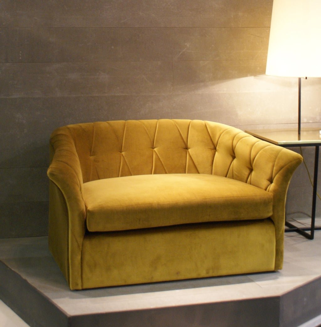 ISABELLA LOUNGE CHAIR – FREEMAN GALLERY