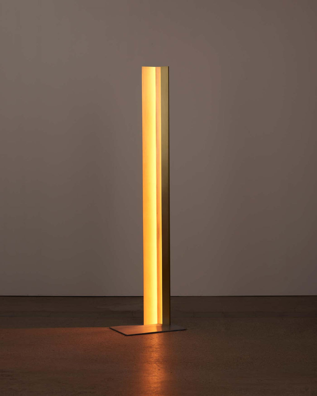 MANO STANDING LAMP – FREEMAN GALLERY