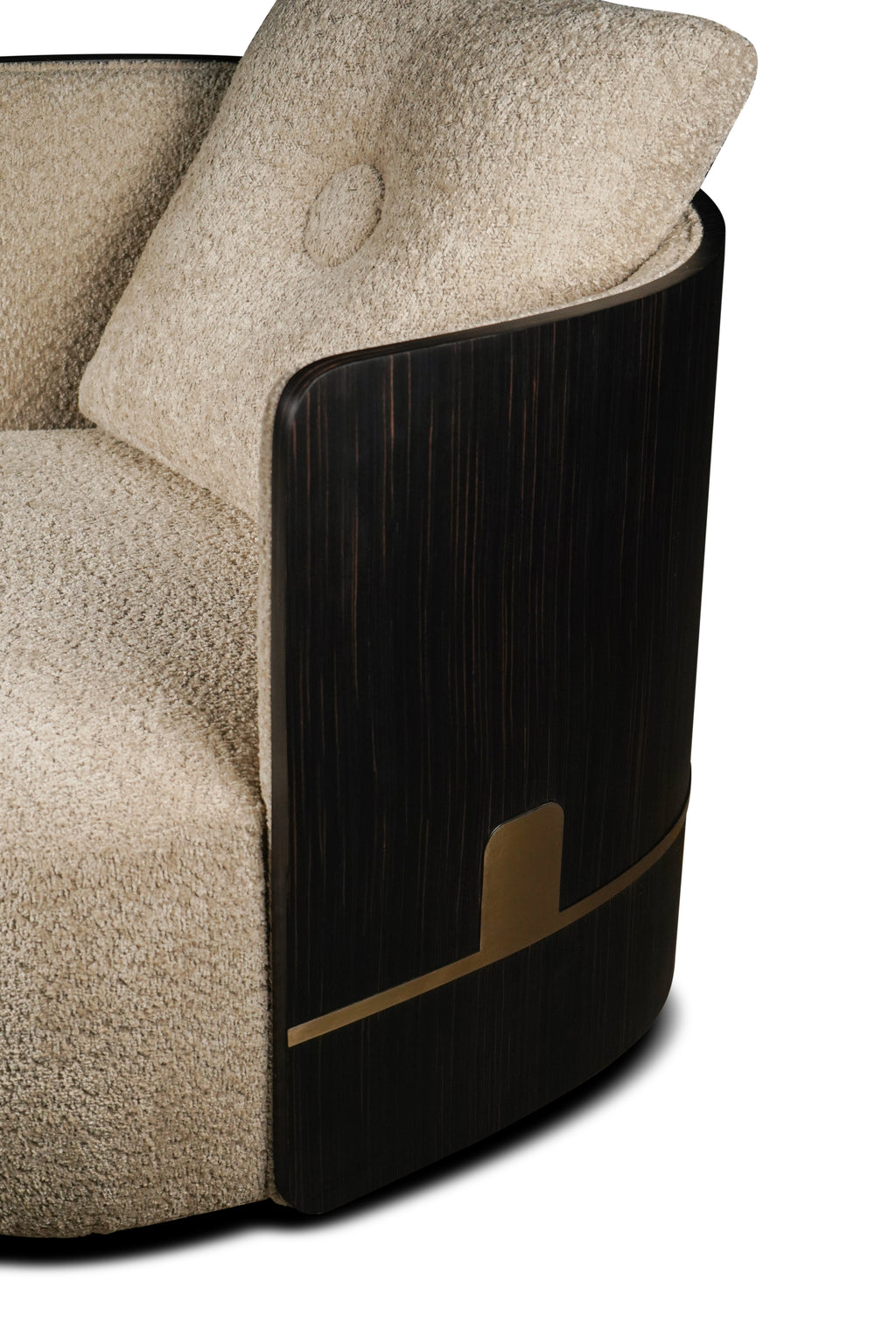 SILENE LOUNGE CHAIR – FREEMAN GALLERY
