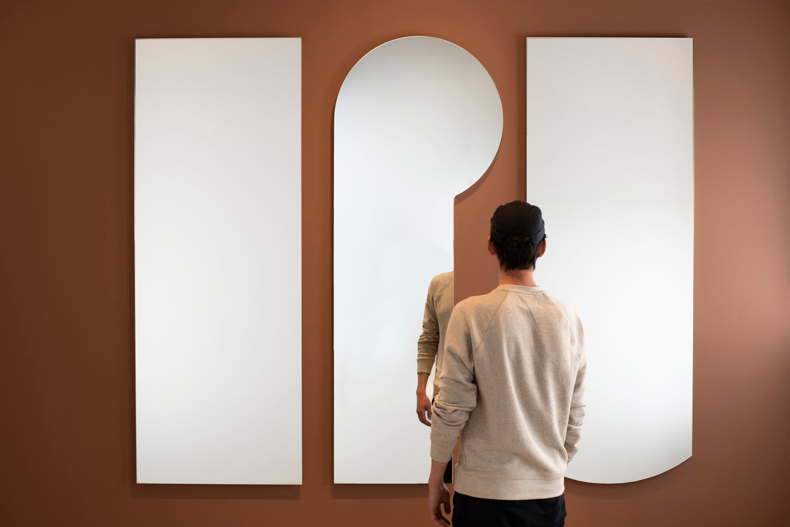 FLOAT FULL LENGTH MIRROR COLLECTION – FREEMAN GALLERY