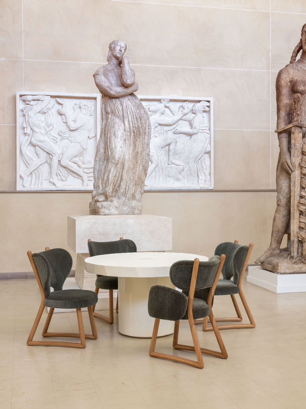 CRAFT DINING TABLE – FREEMAN GALLERY