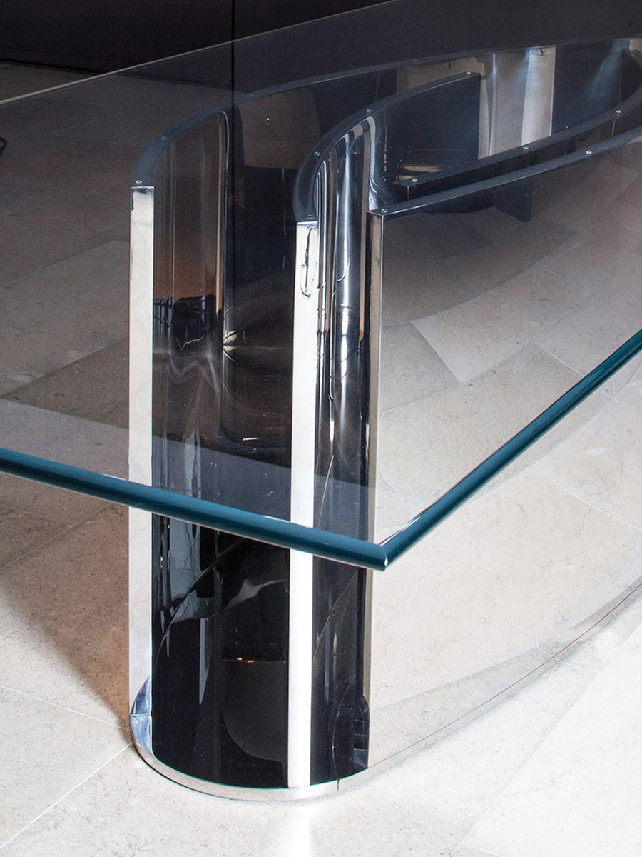 HARLOW TABLE – FREEMAN GALLERY