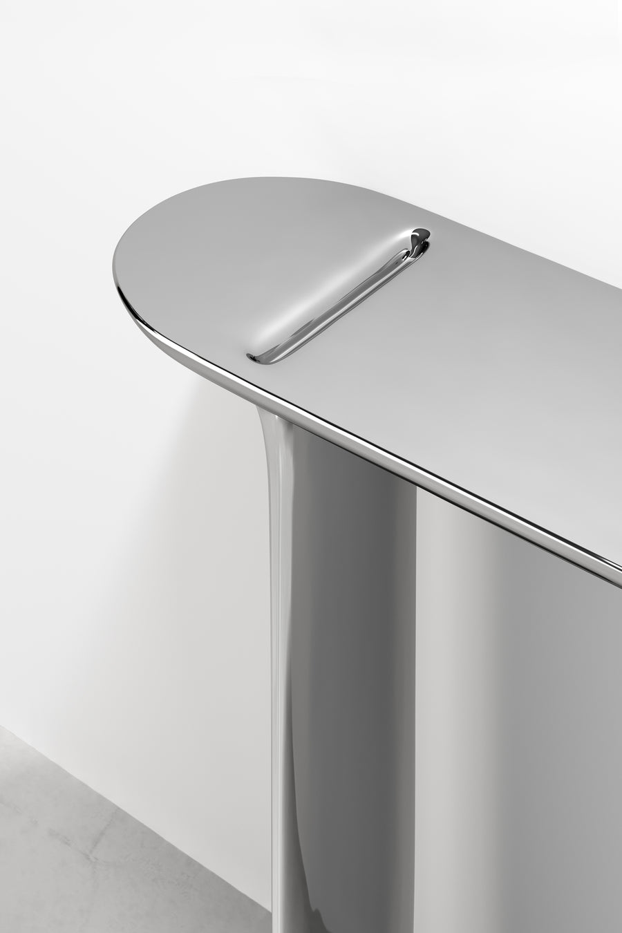 IPSILON CHROME CONSOLE – FREEMAN GALLERY