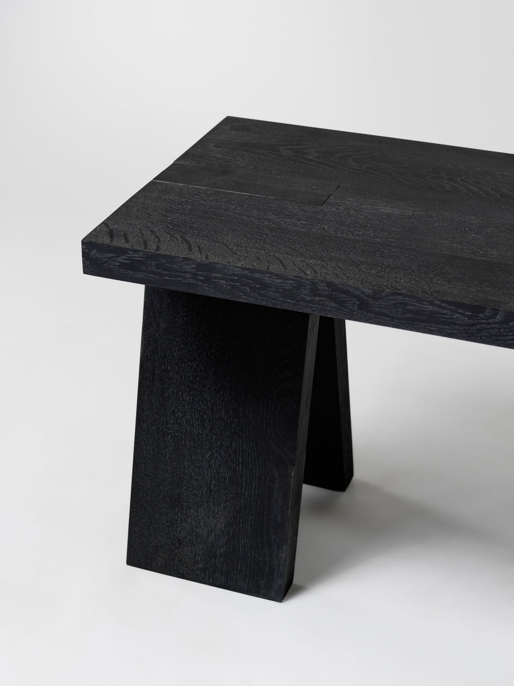 BLEAUT BENCH – FREEMAN GALLERY